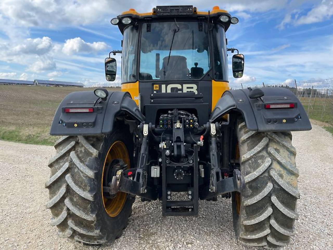 Трактор JCB Fastrac 4220 (2015) - ТриДаАгро - С/Г Техніка з Європи та США